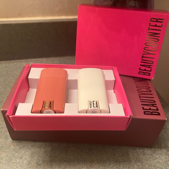 beautycounter | Makeup | Beautycounter Clean Swipe Hyaluronic Lip Balm ...